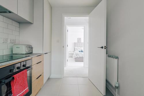 Stylish Apartment - Bournemouth