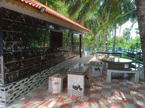 SP RESORT in Nāgercoil, India - reviews, prices | Planet of Hotels