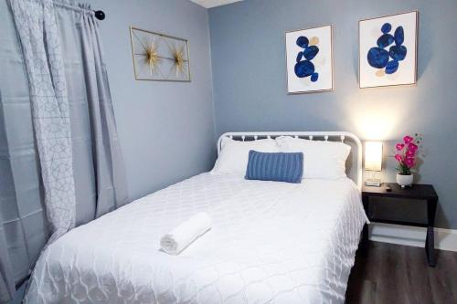 Entire Studio Apartment #2/minutes To Downtown Indianapolis - Indianapolis, IN