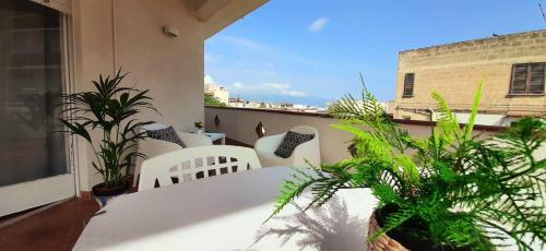 Limoncello Apri la finestra e respira il profumo del mare Alloggio ...