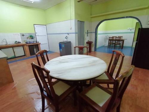 Hajjah Homestay Tg Agas Muar - Muar