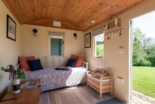 Safari Cornwall - 2 Glamping Units - Polzeath Beach