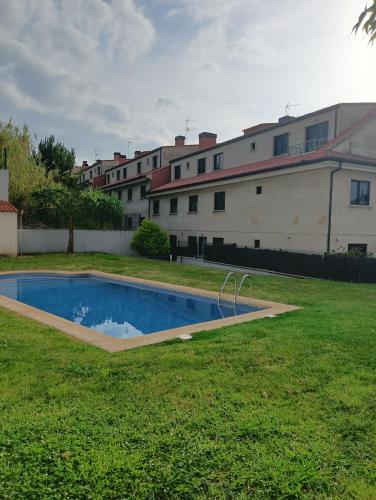 Apartamento Con Terraza Y Piscina - Riveira