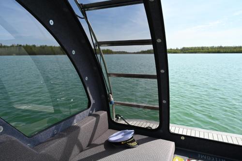 Exklusives Wohnen Auf Dem Boot In Der Marina Lagovida Mit Direktem Seezugang - Leipzig