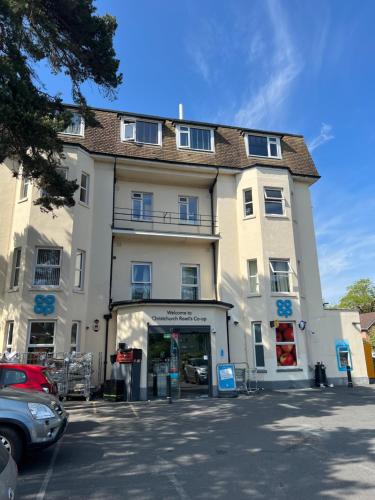 Flat 12 Palm Court - Boscombe
