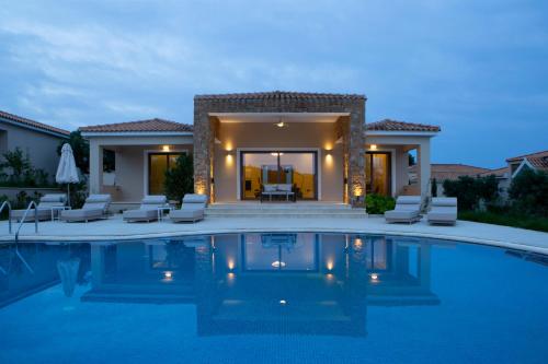 Ajul Luxury Hotel & Spa Resort, a Registry Hotel Collection in Agia ...