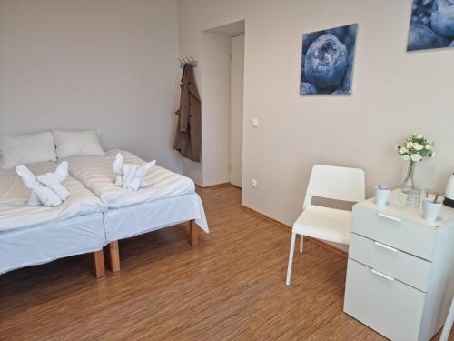 Room Near City Center Harbour - Tallinn