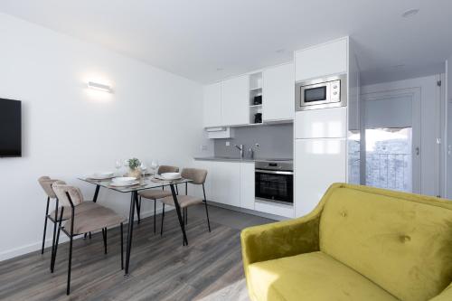 Dona Emilia Lima Studios - Viana do Castelo
