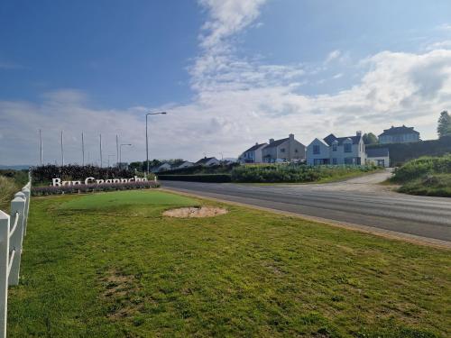 Sea View Studio - Buncrana