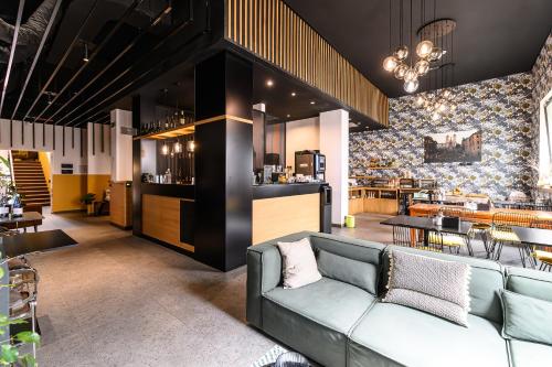 Hotel Central Lodge - Monti