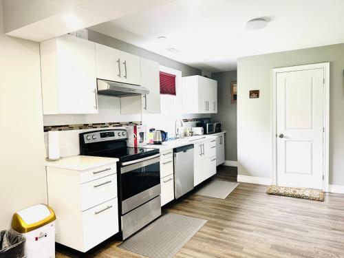 Cozy 3-bedroom Farmhouse In Wine-country - Niagara-on-the-Lake