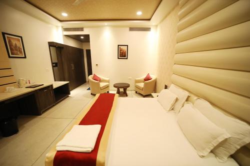 Hotel Panchsheel - Ayodhya, India - Updated 2026: Hotel prices and ...