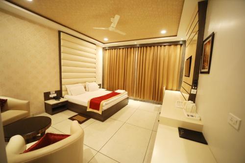 Hotel Panchsheel - Ayodhya, India - Updated 2026: Hotel prices and ...