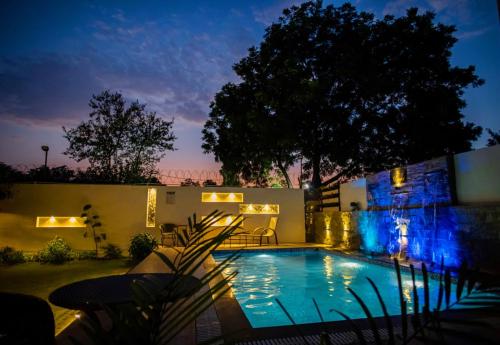 Farm The Retreat - Private PooL, Gurgaon from $16 - Book Now