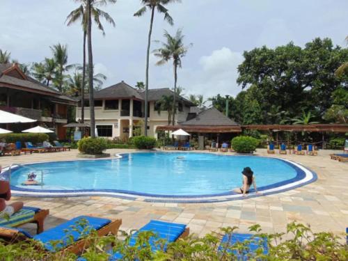 Beach Apartment Inside Resort Walking Distance To The Beach - Seminyak