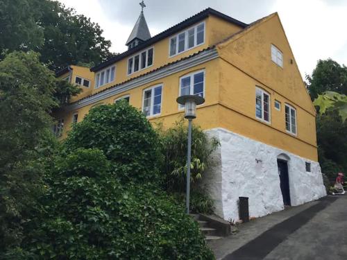 Charming Farm House In Gudhjem - Bornholm