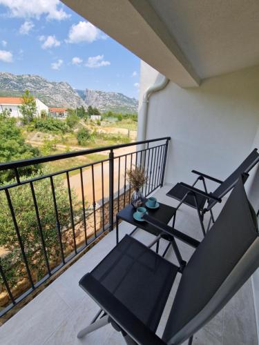 Apartmani Maritimo - Starigrad