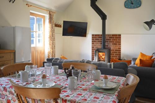 The Old Parlour - Frome