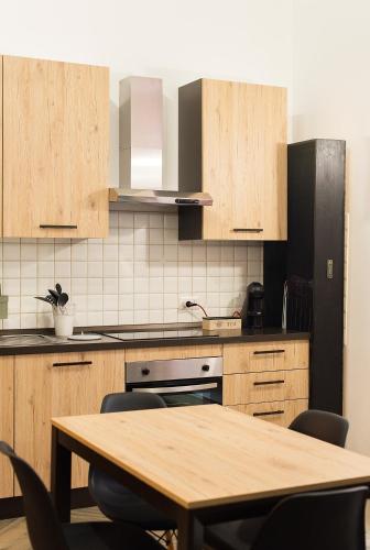 Madaleni Home Plebiscito - Naples