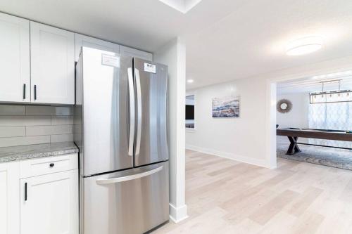 Renovated 3b 2ba, Oasis Yard Hot Tub - Apollo Beach, FL