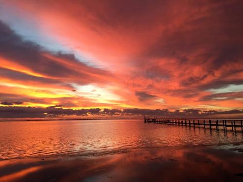 Waterfront Laguna Madre Bayhouse - Fishing, Birding & Family Retreat - Corpus Christi, TX