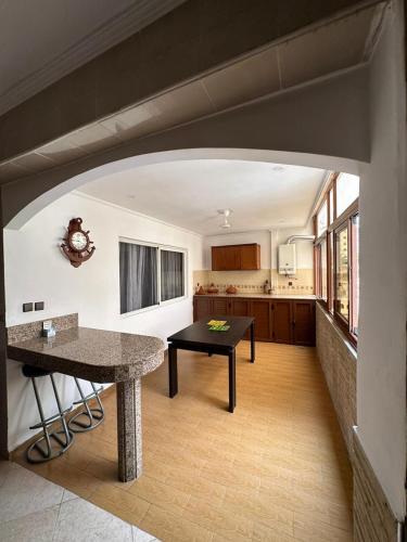 Vaste Appartement Au Centre De Tetouan - Tetuán