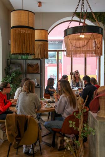 Pikis Center Sevilla - Sevilla