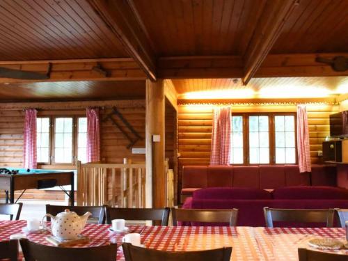 Spacious 8-bedroom Chalet - Durbuy
