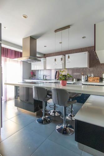 Black & White City Villa - Çanakkale