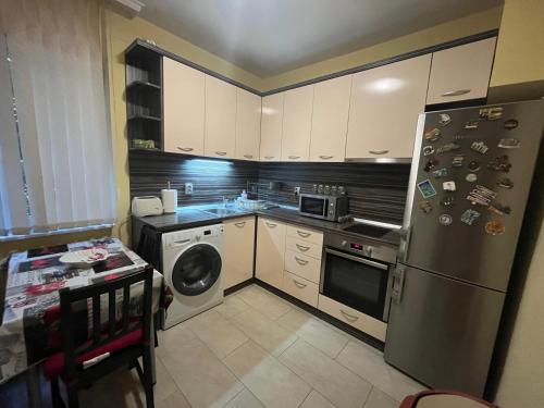 Apartment Lazur Karlovo 8 Street Free Parking - Burgas