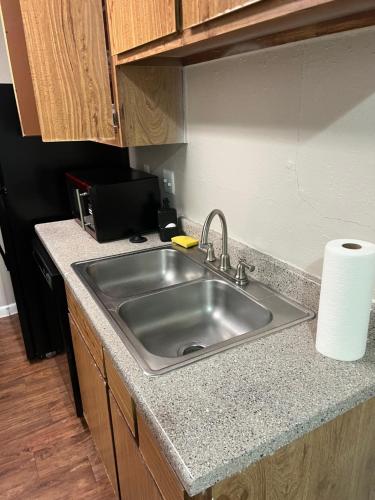Lovely 1-bedroom Townhome With Nice Amenities - 슈거랜드