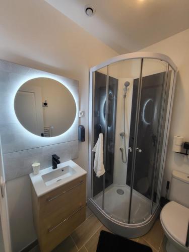Studio Proche Gare Vernon Giverny Terrasse Parking - Vernon