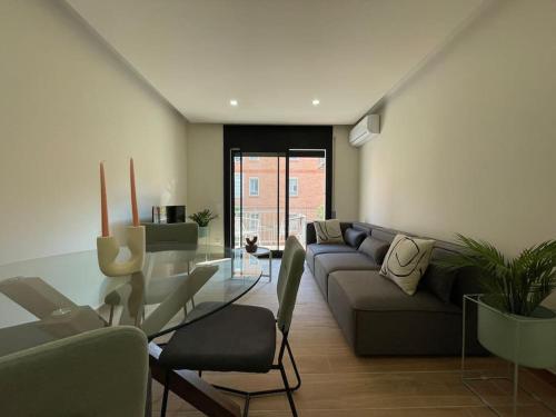 Superflat Near Beach 15' Center - Sant Adrià de Besòs