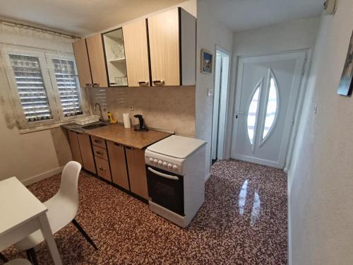 Guesthouse Eljuga Family - Stari Grad