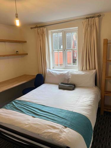Peaceful 3 Br Flat With A View Near Hospitals-free Parking - Stoke-on-Trent