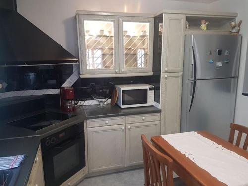 Syrigos Family Apartment 80 Sq.m On Naxos Town - Naxos