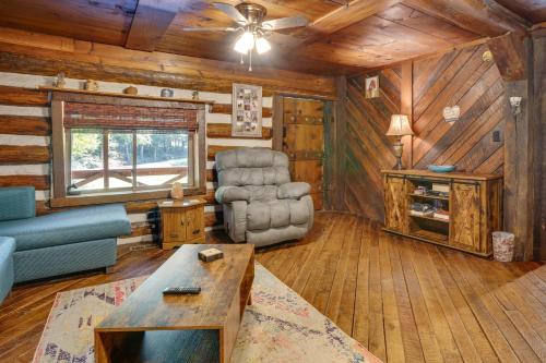 French Lick Getaway W/ Deck, Grill & Fire Pit! - French Lick, IN