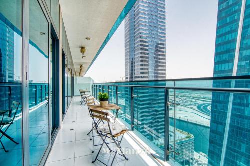 Manzil - Elegant 3bhk Prime Location Near Metro, Business Bay - Dubai