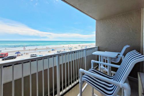 Pirates Cove Condo Unit #209 - Daytona Beach, FL
