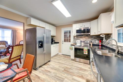 Cozy North Carolina Retreat Near Beaches And Golfing - Jacksonville, NC