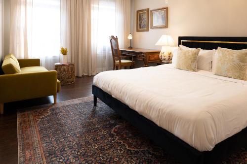 Luxury Federal Hill Home With Rooftop & 4 Parking Spots - Baltimore, MD