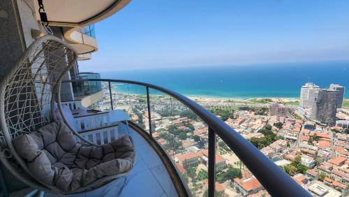 Modern 2br Amazing Sea View W/parking By Holyguest - Tel Aviv-Yafo