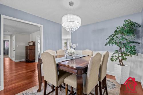 San Gabriel Stunner - An Irvie Home - Albuquerque, NM