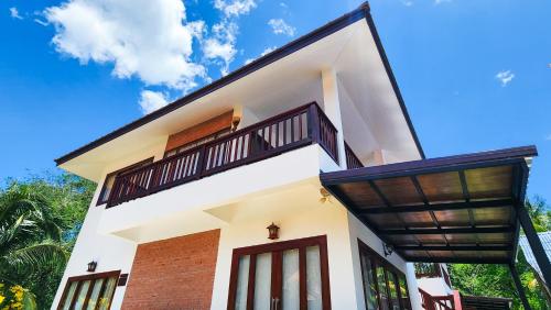 Baan Bhuwann Holiday Apartment - Ko Pha Ngan