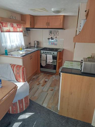 24 Headwards Caravan Retreat, Hemsby - Hemsby
