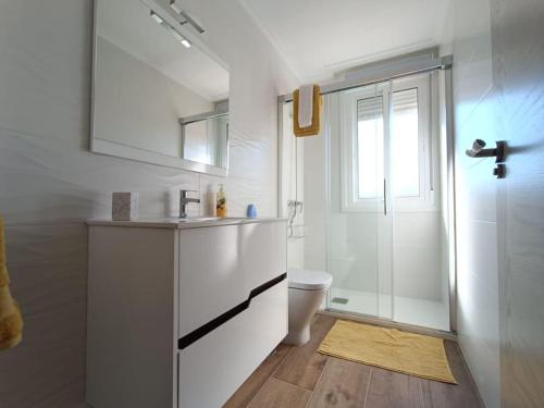 Preciosa Casita A 10 Minutos De La Playa. - Cangas