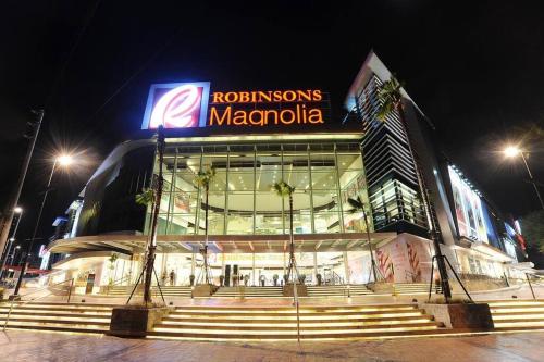 Renovated 2br 2tb Wifi Very Near Robmag Mall Qc - Quezon City
