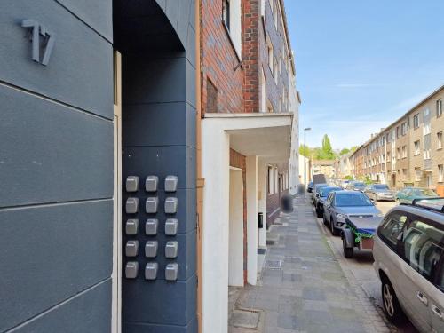 Raj Living - 3 And 4 Room Monteur Apartments - Duisburg