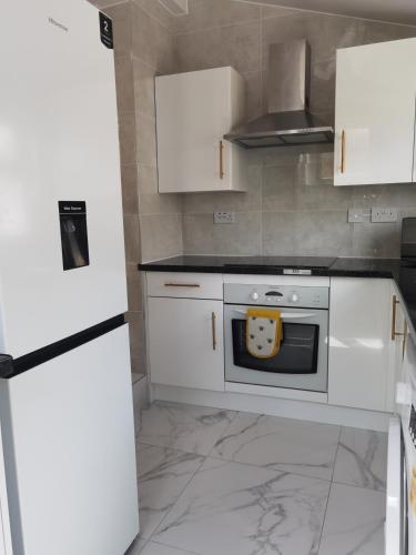 Entire 2 Bedroom Apt In Central Location, Newly Refurbished - Dartmoor Forest