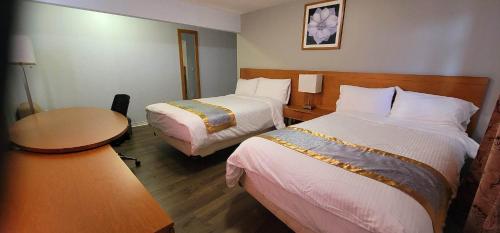 Hotels near House of Dulo Bar and Pizza, Niagara Falls (ON) - BEST ...